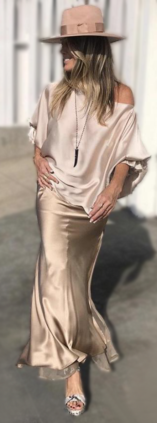 SELVÁGE Collection | Silk Charmeuse and Linen Clothing for Women